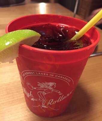 High Rollers Pizza & Craft Beer in Banff - Menu, Reviews, Photos