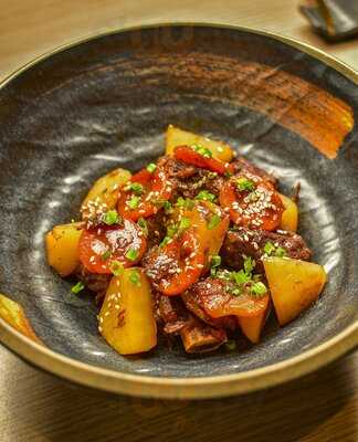 Chingu Kitchen, Santo Domingo - Ave Simon Bolivar 217 | Menú y Precios