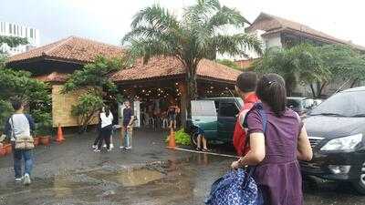 Saung Kuring, Bogor - Menu & Reviews
