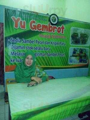Nasi Pecel Yu Gembrot, Madiun - Jln. Imam Bonjol - Menu and Prices