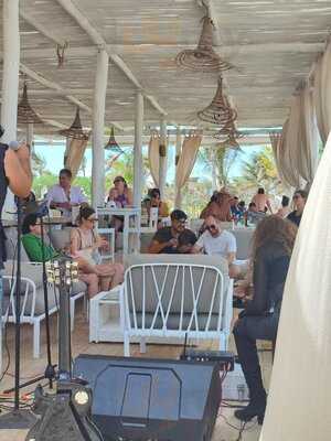 Kay Beach Club, Akumal - Carretera Chetumal - Cancun Km 250 - Menú y ...