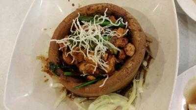 Esquire Kitchen, Kuala Lumpur - G 025, Mid Valley Megamall - Menu and ...