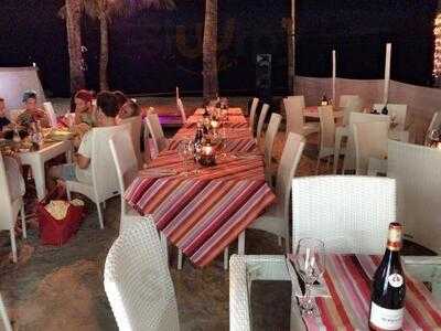 Aquafire Resto + Bar, Malay - Menu & Reviews