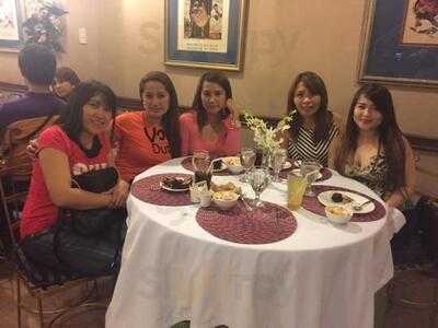 Chippens, Davao City - Paseo de Roxas Arcade - Menu and Prices