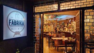 Cafe Fabrika Souvenir Shop & Gallery, Daraga - Lg.paran Building ...