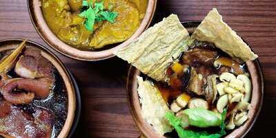 Peng Wang Claypot Cuisine, Singapore - 223 Geylang road - Menu and Prices